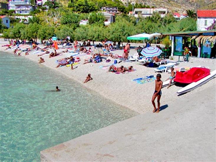 Dugi Rat - tourist guide