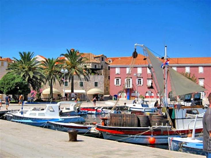 Supetar - ön Brac reseguide - Supetar - ön Brac (Kroatien) turistmål info