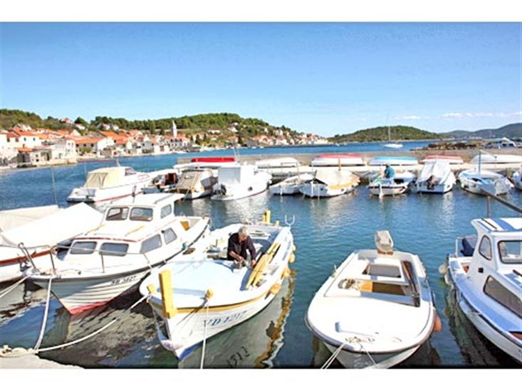 Prvic Luka - island Prvic - tourist guide