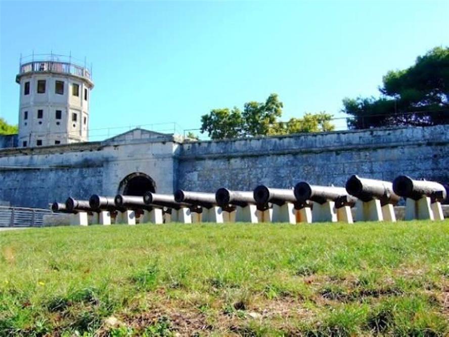 Bezienswaardigheden Kaštel (Venetiaanse fort) Pula - dinge om te doen Pula