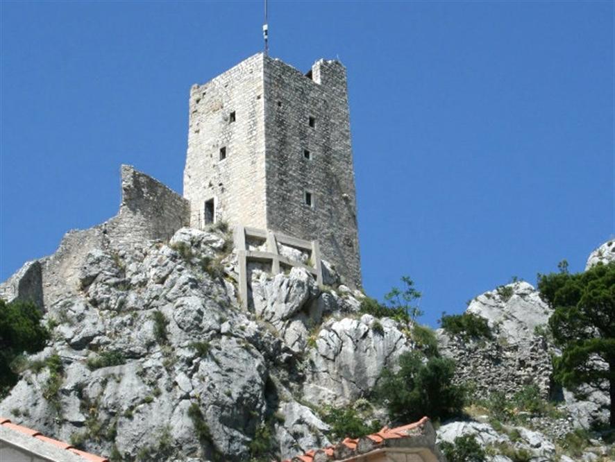 Sights Mirabela fort Omis - things to do Omis
