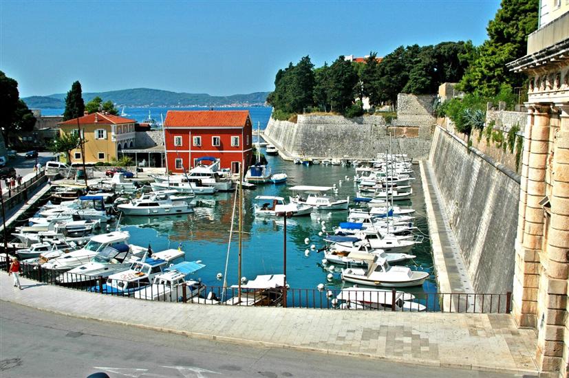 Zadar - tourist guide