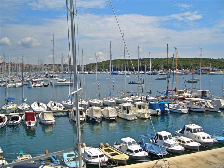 Pula - tourist guide