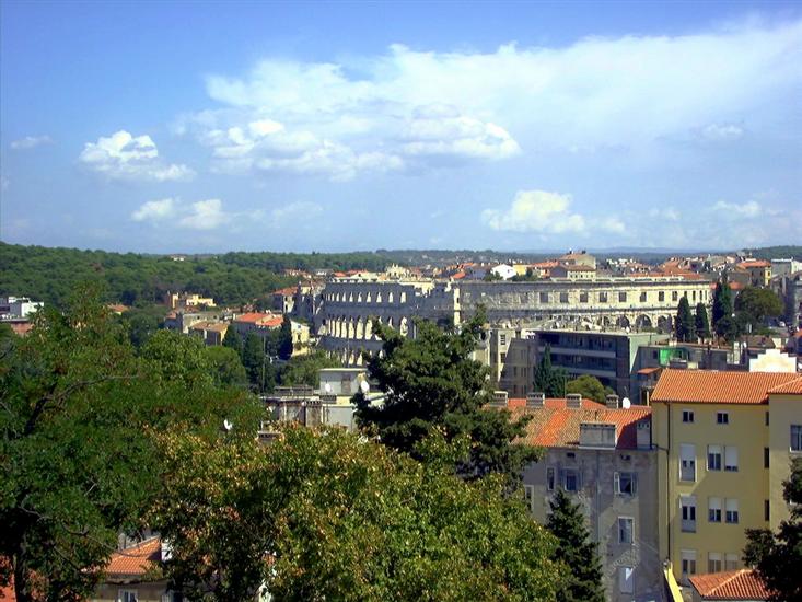 Pula - tourist guide