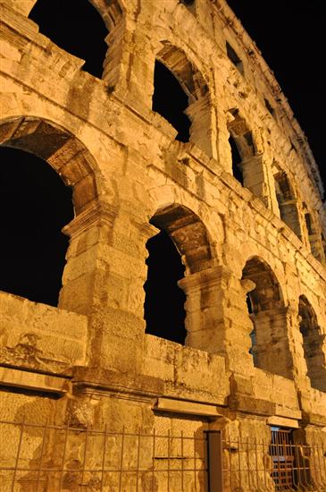 Pula - tourist guide