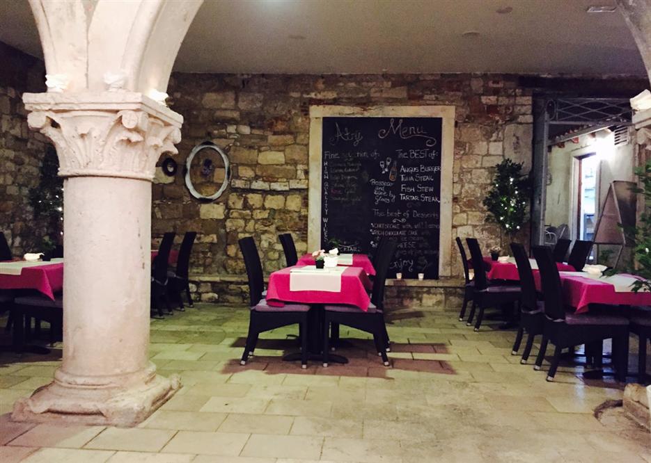 Restoran Restoran Riva Trogir - stvari za raditi Trogir