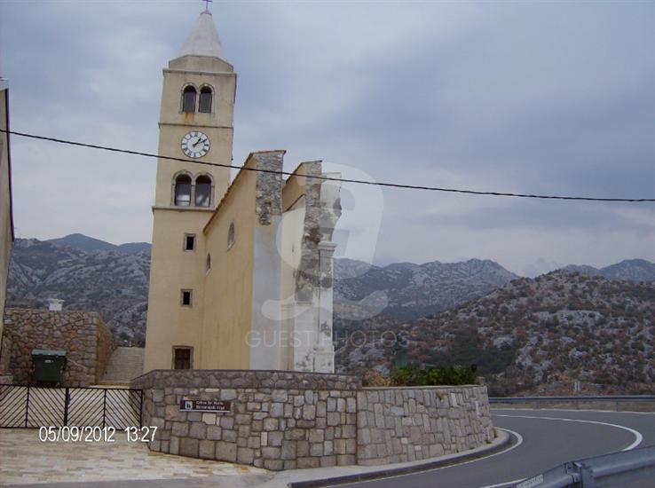 Želite posjetiti Karlobag? | Turistički vodič