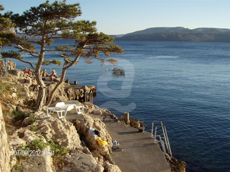 Želite posjetiti Karlobag? | Turistički vodič