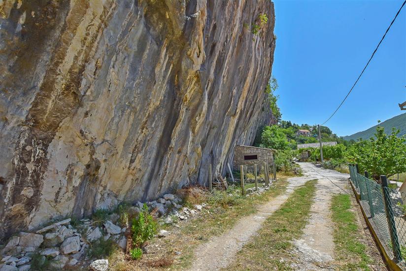 Accommodation House Coso 78611 Podašpilje, accommodation Split and ...