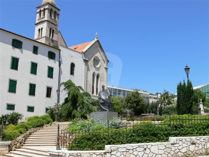 Sibenik - tourist guide