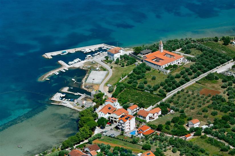 Tkon - island Pasman - tourist guide