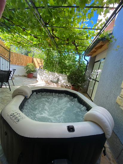 Ubytování Apartmán Maja with Jacuzzi 94371 Rupe, ubytování Riviéra Šibenik