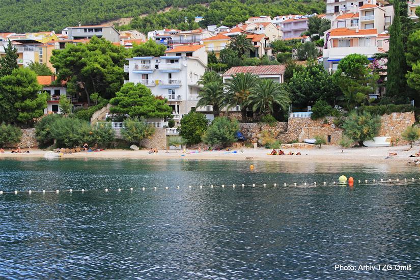 Plaża Nemira Omis - Informacje o turystycznych destynacjach - Plaża ...