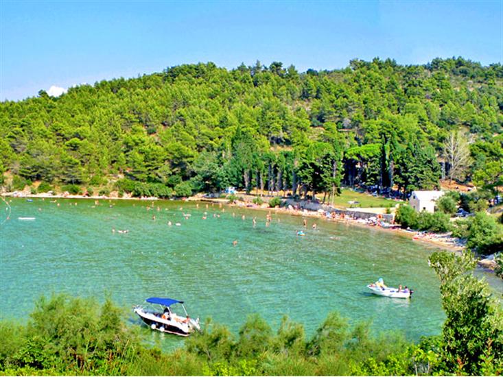 Lovrecina beach - Postira, Brac island | Croatian beaches